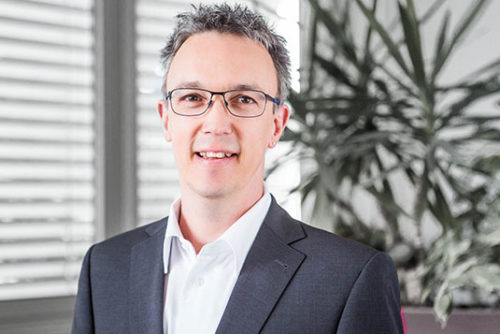 Ihre Ansprechpartner für den Direktkontakt | hadimec electronics